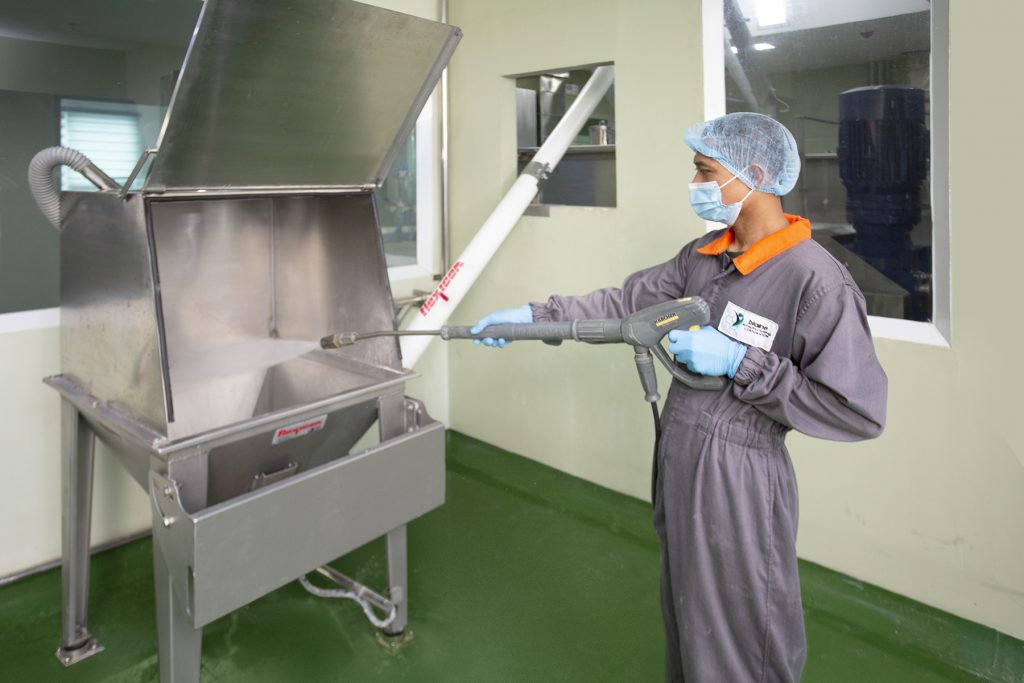 FLEXIBLE SCREW CONVEYING SYSTEM UPS PRODUCTION OF POWDERED FOOD PREMIX ...