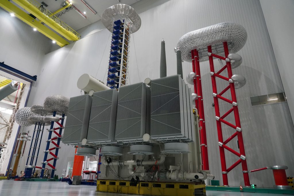 Hitachi Energy successfully tests groundbreaking 765 kV transformer to ...
